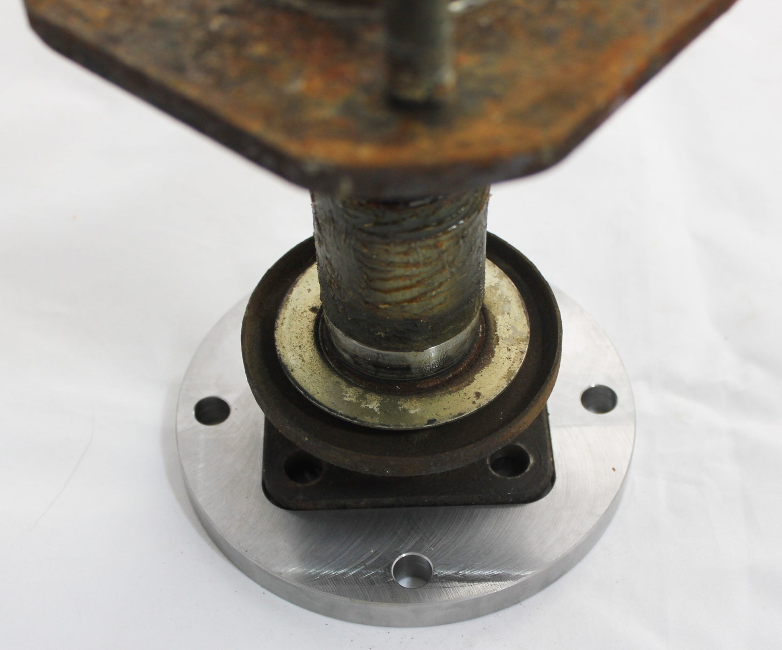 240z 260z 280z CV Axle conversion brackets for R200 differential uses