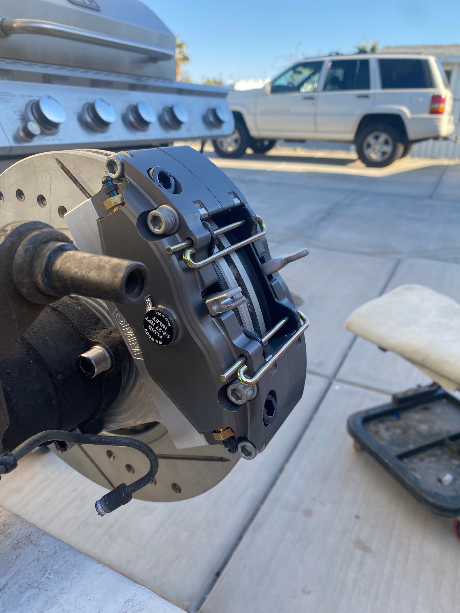 SILVER MINE MOTORS Toyota corolla AE86 GTS REAR WILWOOD 4 PISTON BRAKE